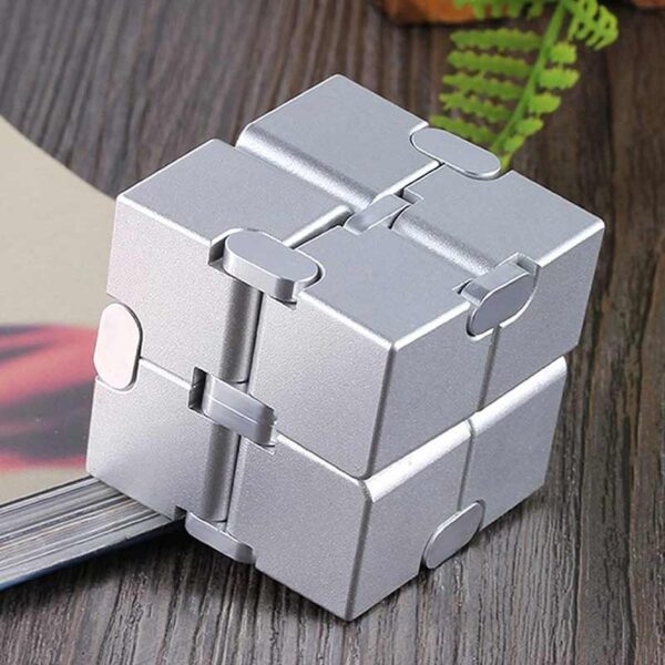 Infinity Cube Métal
